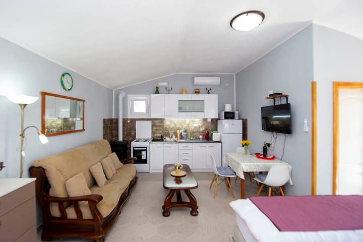 Apartment Ana With Private Outdoor Pool - Kotor
