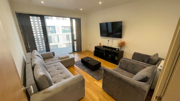 Wembley Area Flat W/ Balconies And Free Parking - Harrow