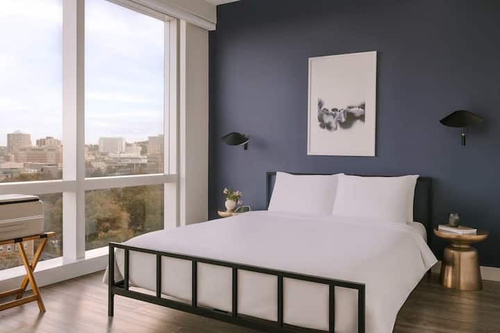 Kasa Boston At Fenway | One Bedroom Queen - Cambridge
