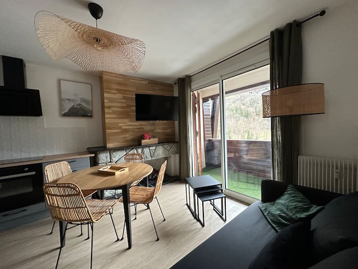 Au Pied Du Téléphérique - Saint-Lary-Soulan