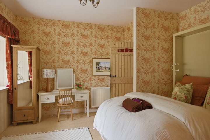 The Archway Suite - Peebles