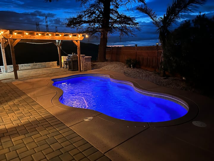 The Hidden Resort In The Hills - Pittsburg, CA