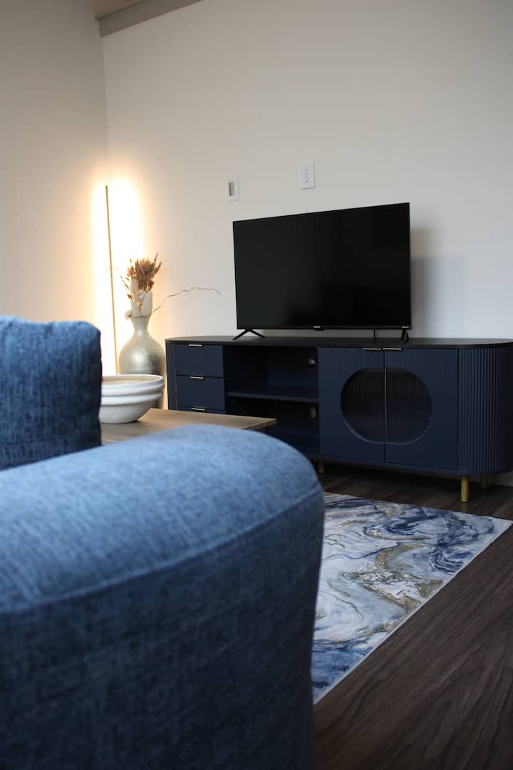Luxe By Noir | Oasis W/ Resort Pool & Work Haven - Carrollton, TX