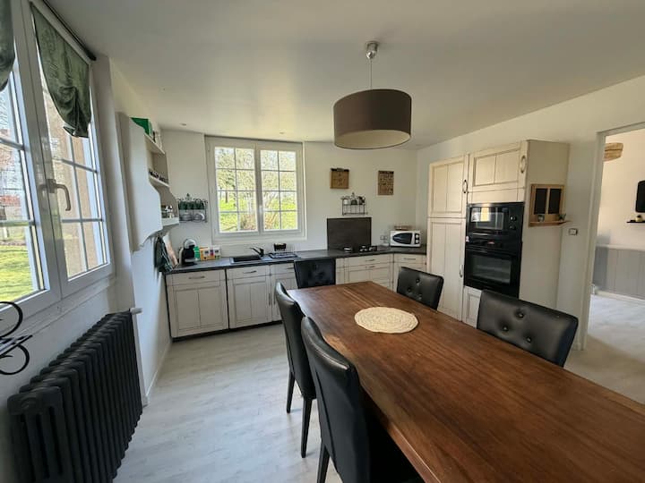 Maison Familiale Et Spacieuse - Francia