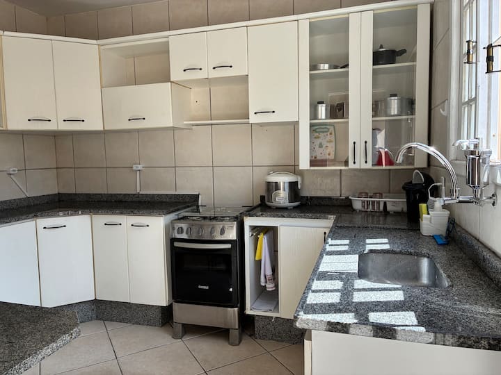 Hospedagem 4 P. Casa Completa Perto Da Unimed Vr - Volta Redonda