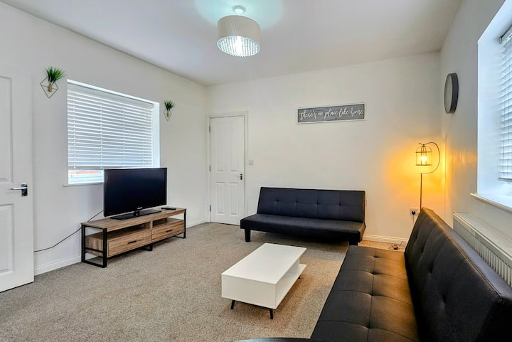 Stylish Central Watford Stay | 5 Mins To Station - Watford