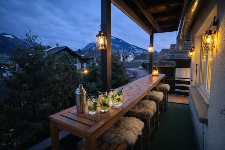 Alpine 2 Chalets I Sleeps 12 I Frutigen I Parking - Frutigen