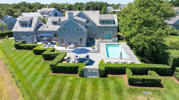 Edgemoor - Exquisite 5 Bd Home With Pool - 난터켓