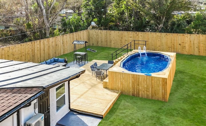 3br W/ King Bed + Private Pool Near Beach - Venice, FL