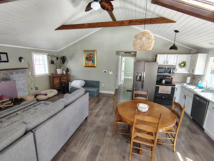 Porch & Paddle - Limerick, ME