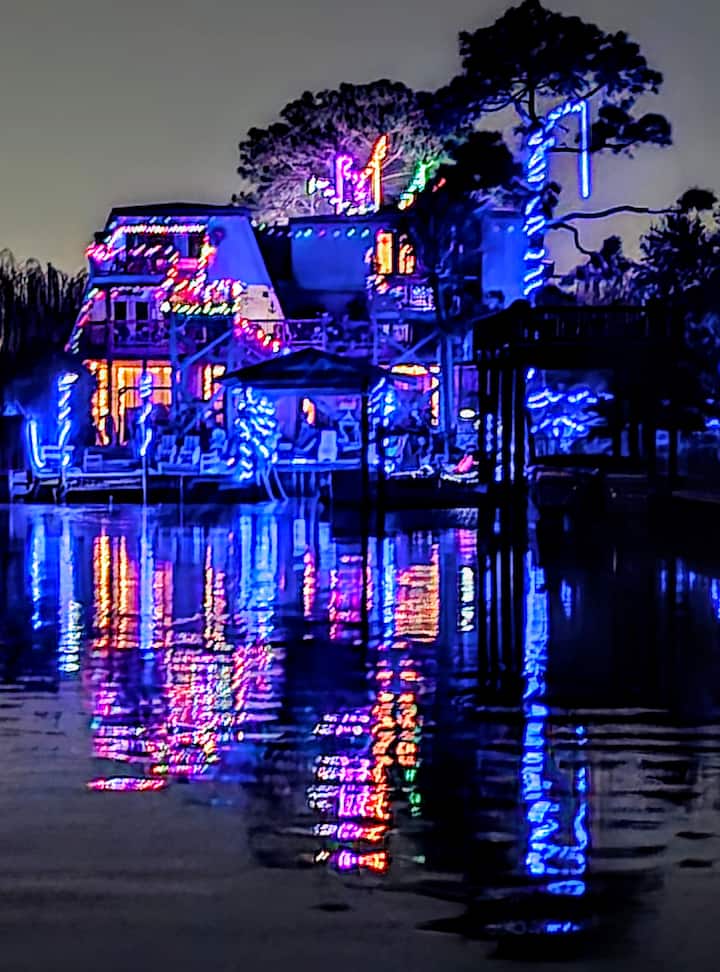 Lazy Lake Lodge-clear Lake-space Center Houston - League City, TX