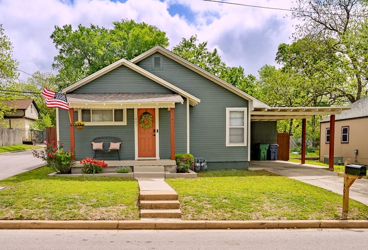 The Holman House- 3 Blocks From Decatur Courthouse - Decatur, TX