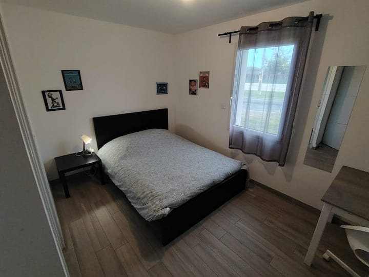 Chambre Avec Salle De Bain - Chauvigny