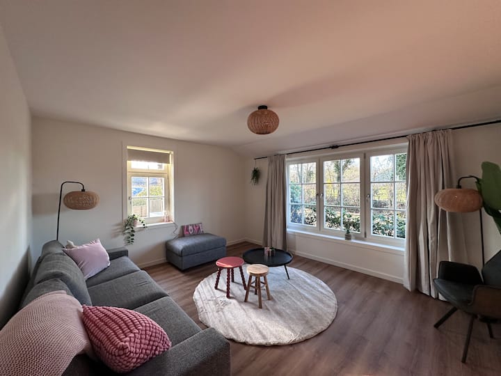 De Twellose Stek, Gastenverblijf In Het Groen. - Deventer