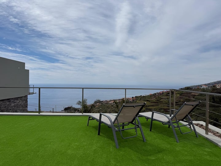 Vista Vale Terrace Ocean View & Private Terrace - Estreito da Calheta