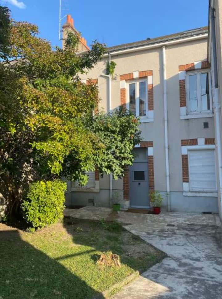 Appart Proche Gare Et Idéal Pour Visiter La Loire - Orléans