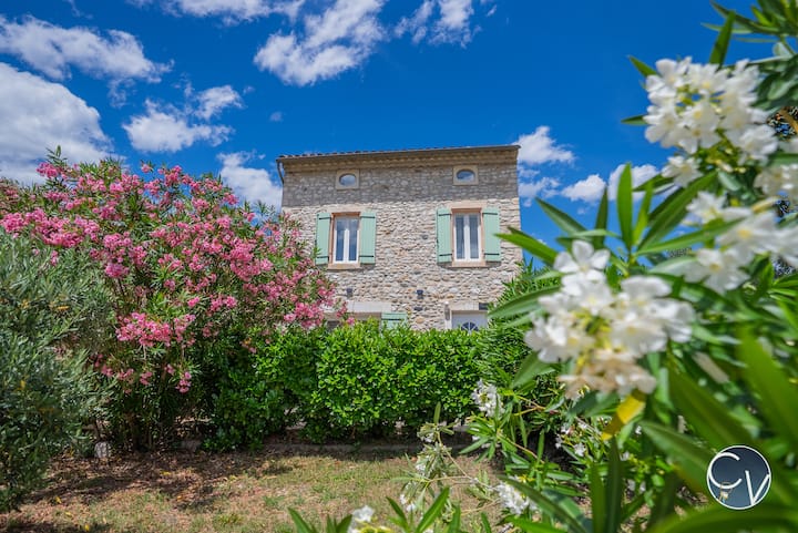 Magnifique Gîte Au Calme Avec Piscine Partagée - Saint-Martin-d'Ardèche