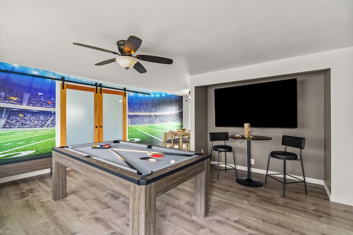 Puddles Family Getaway - Eugene, OR