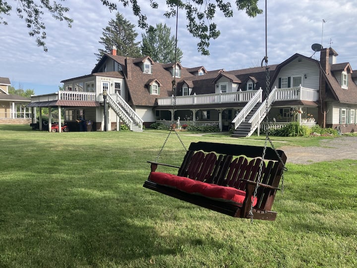 Sal And Flos Place - Four Mile Creek State Park, Youngstown