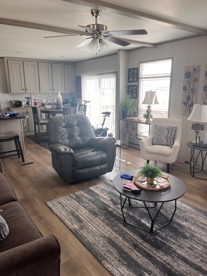 Convenient To Interstate I10 Great Country Stay - Katy, TX