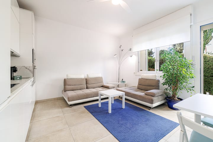 3p Rdc Avec Terrasse • Calme Et Proche Des Plages - Menton