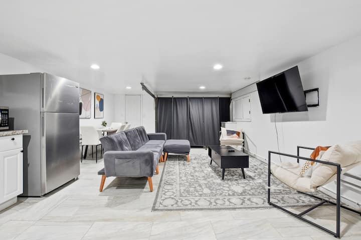 Private Cozy 2-queen Suite | 10 Min To Ewr - Elizabeth, NJ