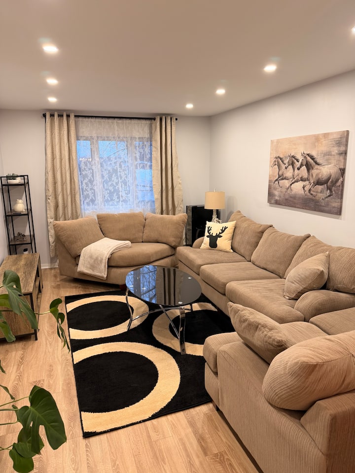 Grand 5½ à Boisbriand, éQuipé, Séjour 30 Jours + - Mirabel