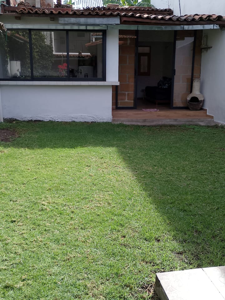 Hermosa Casa En El Filo Del Centro - Valle de Bravo