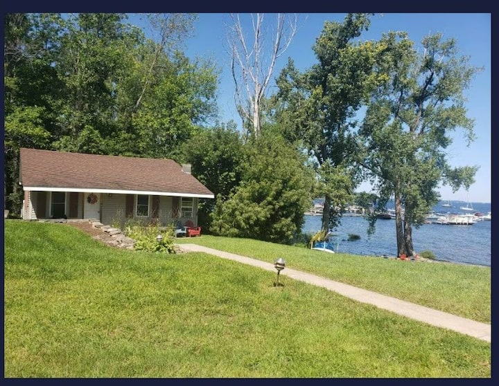 Blueberry Cottage At Heron Ledge - Plattsburgh, NY