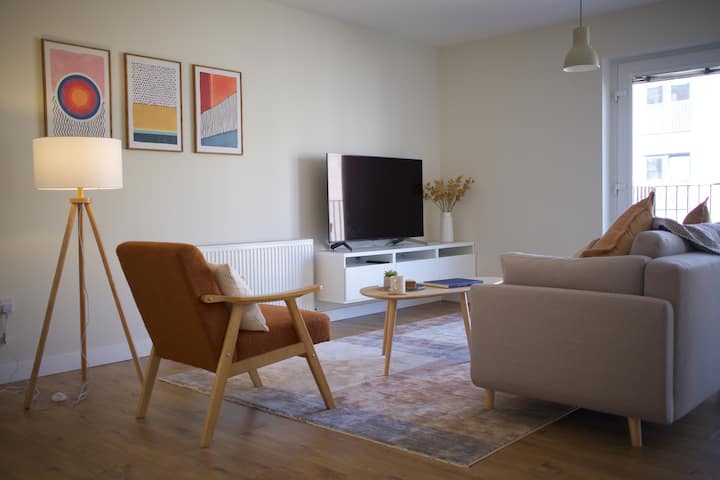 Lovely 2 Bed Apartment | Edinburgh | Sleeps 6 - Edinburgh
