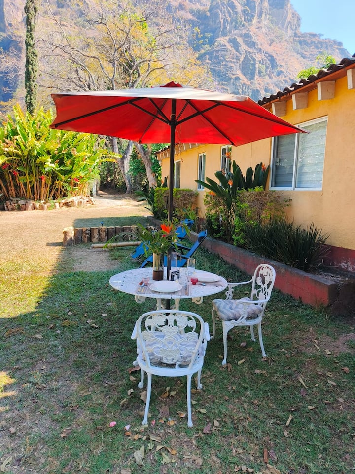 Portal Azahualco: Bungalow2 Close To The Mountain. - Tepoztlán