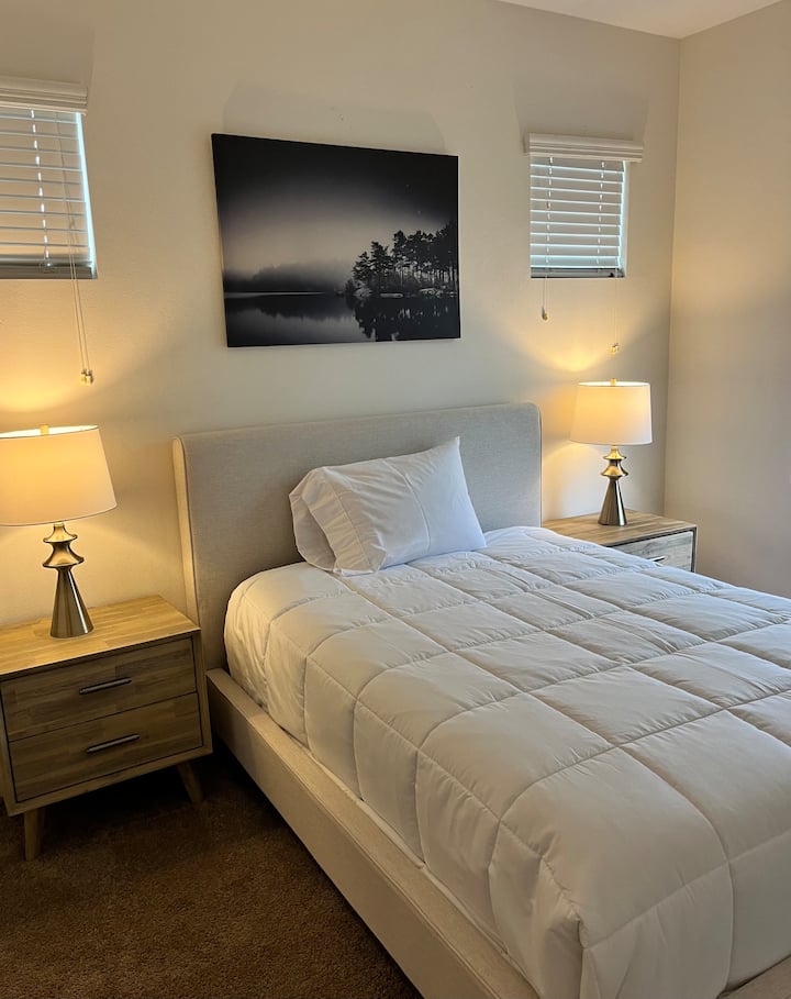 Convenient & Comfortable Stay Near Airport - Ontario, CA