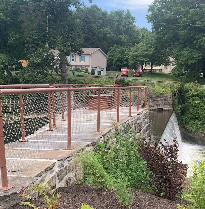 Creekside Home In Historic Beacon Hikers Welcome - Newburgh, NY