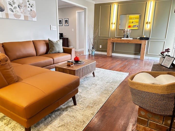 Chic Digs! Minutes To Battery, Vinings & Pace - Smyrna, GA