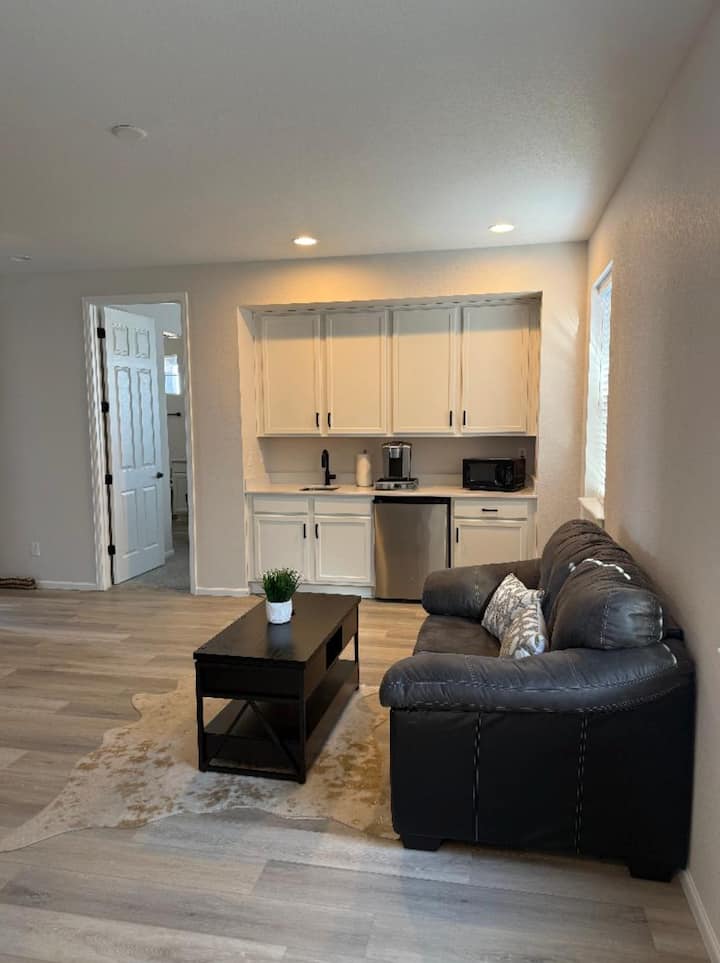 Lock-out In-law Suite In Sterling Ranch-sw Denver - Highlands Ranch, CO