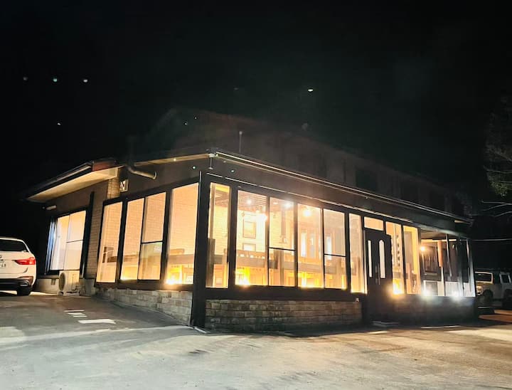 少人数でもにぎやかに！一軒家を貸し切りで、楽しくお過ごしください　～大阪、神戸にも車で1時間の便利さ - 丹波篠山市