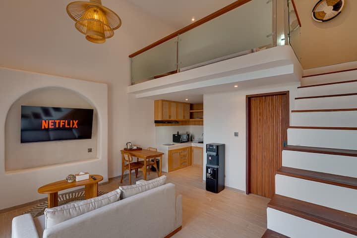New! Chic 1br Mezzanine 2 - Loona Suites Umalas - Kuta