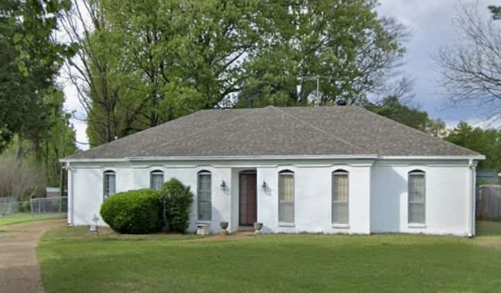 Cozy Cove - Southaven, MS