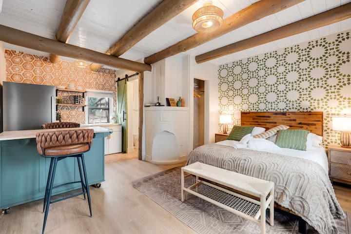Homey Studio In Manitou Springs | Walk Downtown - Manitou Springs, CO