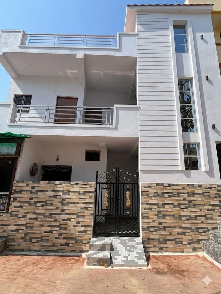 Suitable For Students And Visters. - Jabalpur