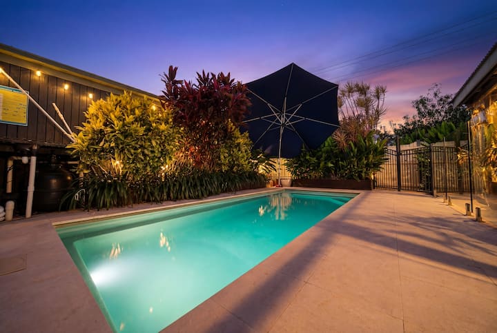 West End Oasis With Pool & Entertaining - Vincent