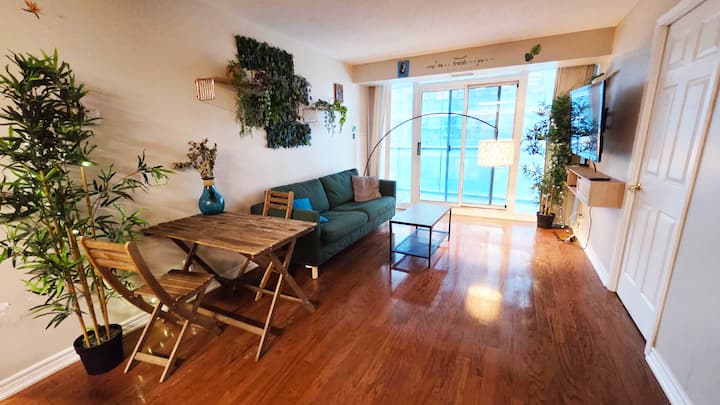 Cozy Heart Of Toronto Downtown Apartment - Toronto