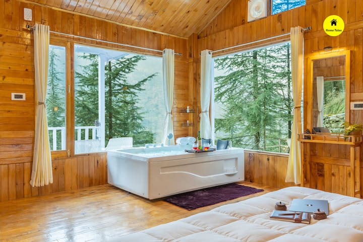 Private Pine Jungle Retreat With Jacuzzi | Jibhi - India