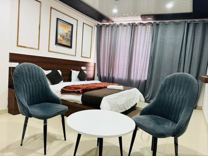 Homestay W/ Snowfall & Delicious Meals - Dhanaulti