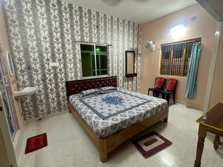 Gouri Gobinda Niwas Homestay - Puri