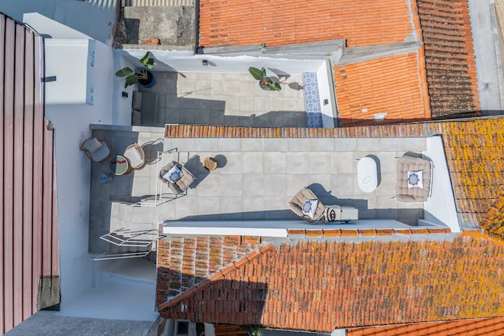 Seaview Rooftop Townhouse 1, Old Town, Beach - Alvor