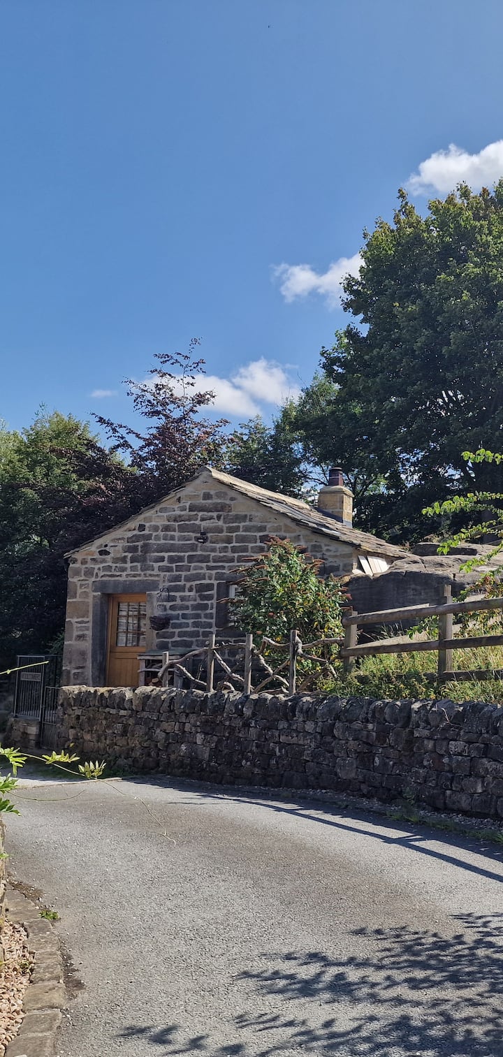 Cozy Cottage On The Moorside - Ilkley