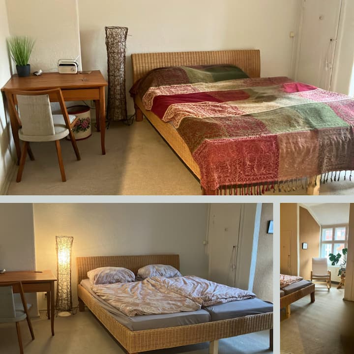 Beautiful Room In Huge Apartment In City - Francfort