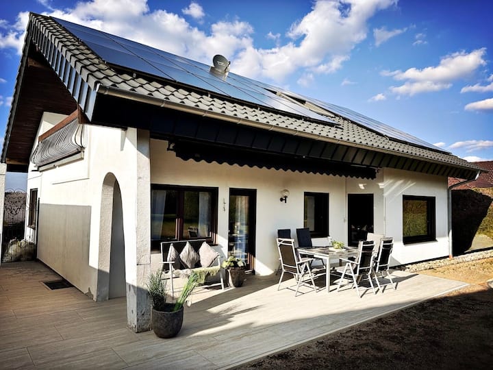 Auszeit Im Grünen – Modernes Ferienhaus Mit Garten - Rothenberg