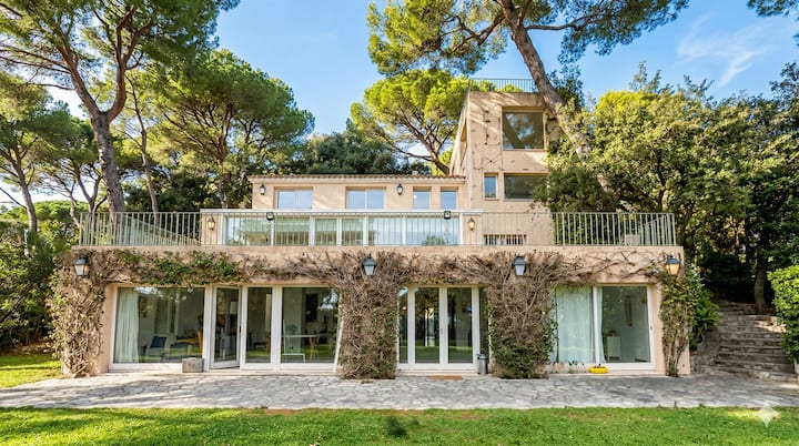 Villa Avec Sublime Vue Mer - 5 Chambres 4 Sdb - Antibes
